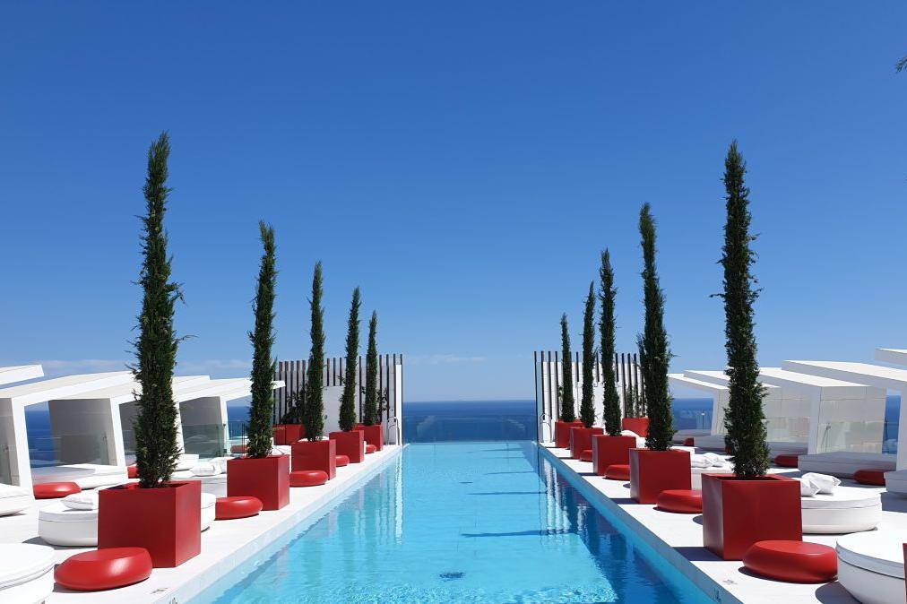 Curio Collection by Hilton eröffnet an der Costa del Sol das Higuerón ...