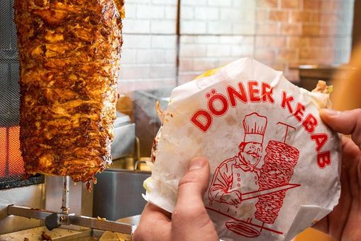 Rätsel um Kult-Döner-Logo gelöst: Mehmet Unay ist der Schöpfer: Tageskarte