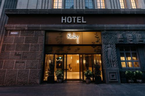 Ruby Mimi setzt auf den Glanz der Stummfilm-Ära: Tageskarte