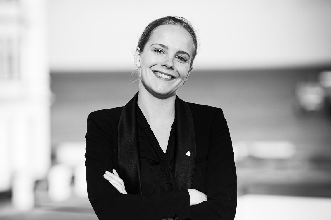 IHK-Prüfungen im Hotelfach - Carla Anna Bucksteeg aus dem Breidenbacher ...