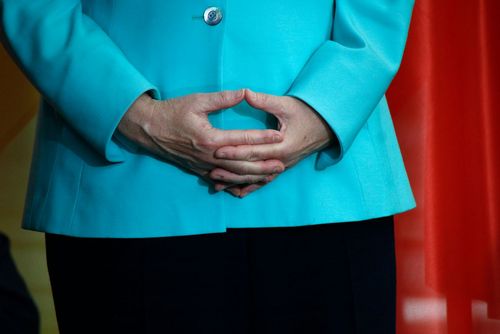 Merkel geht einkaufen - auch Toilettenpapier: Tageskarte