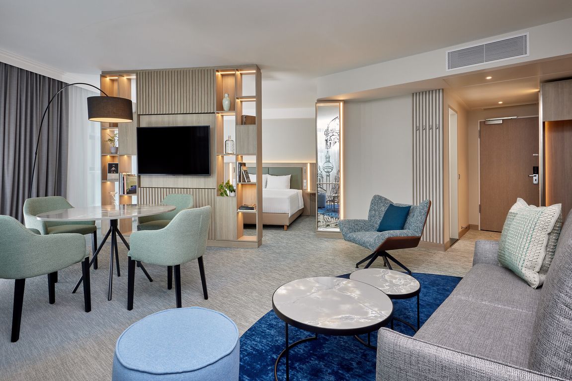 Courtyard by Marriott Berlin Mitte erstes Hotel in Europa im neuen ...
