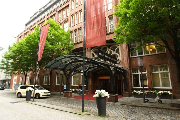 MHP übernimmt Levantehaus Hamburg und öffnet erstes Conrad Hotel ...