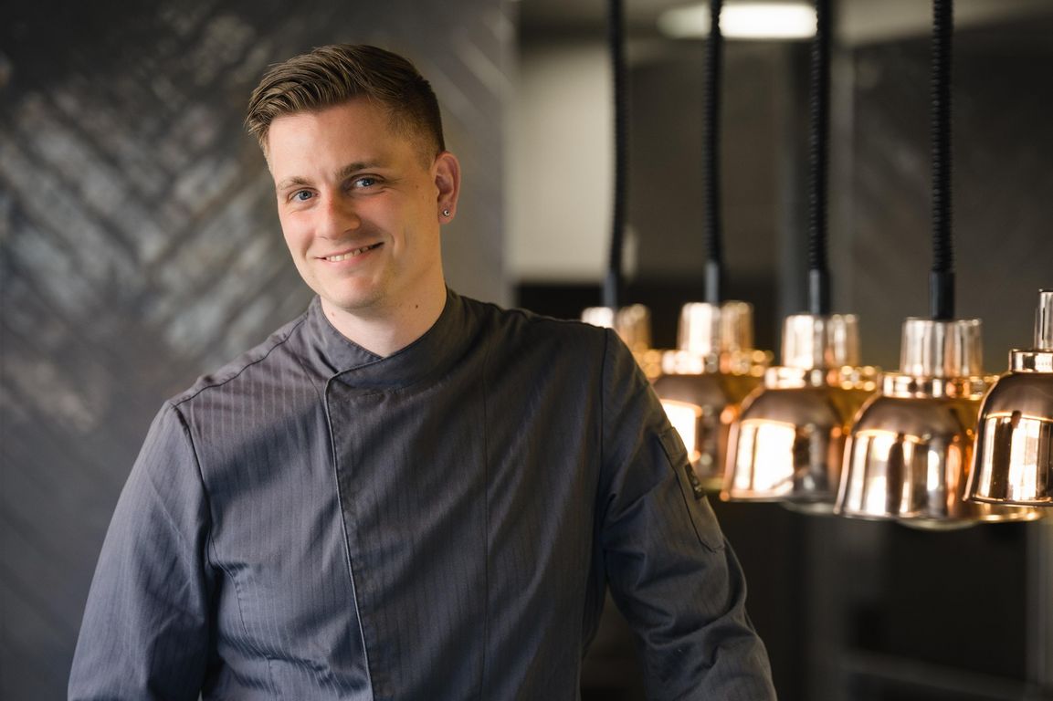 Marcel Oesterreich ist Küchenchef im Ameron Zürich Bellerive au Lac ...