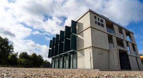 Tin Inn eröffnet fünftes Container-Hotel in Heinsberg: Tageskarte