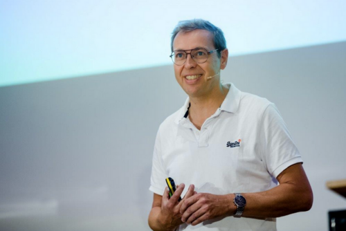 Digital oder offline? - Corona als Höhepunkt der Digitalisierung und ...